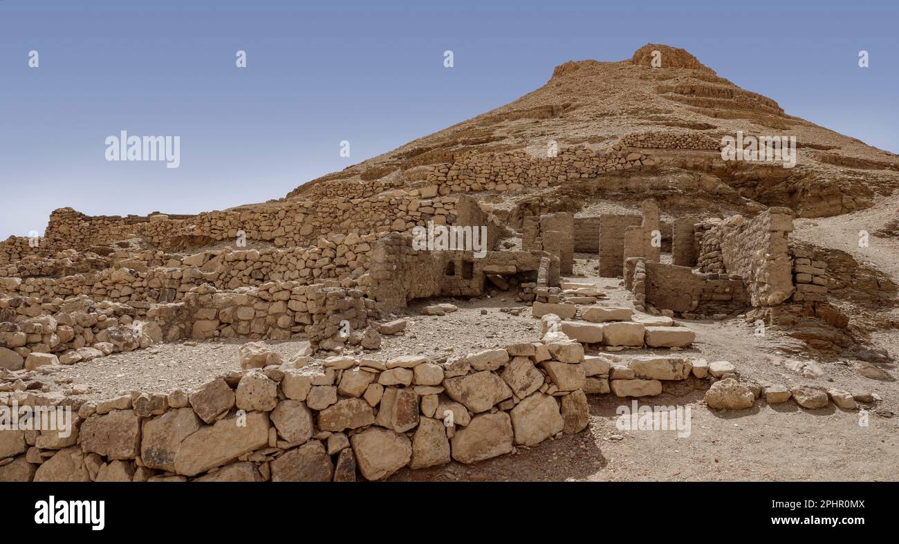Deir el-Medina, worker's village near Valley of The Kings, West Bank of ...