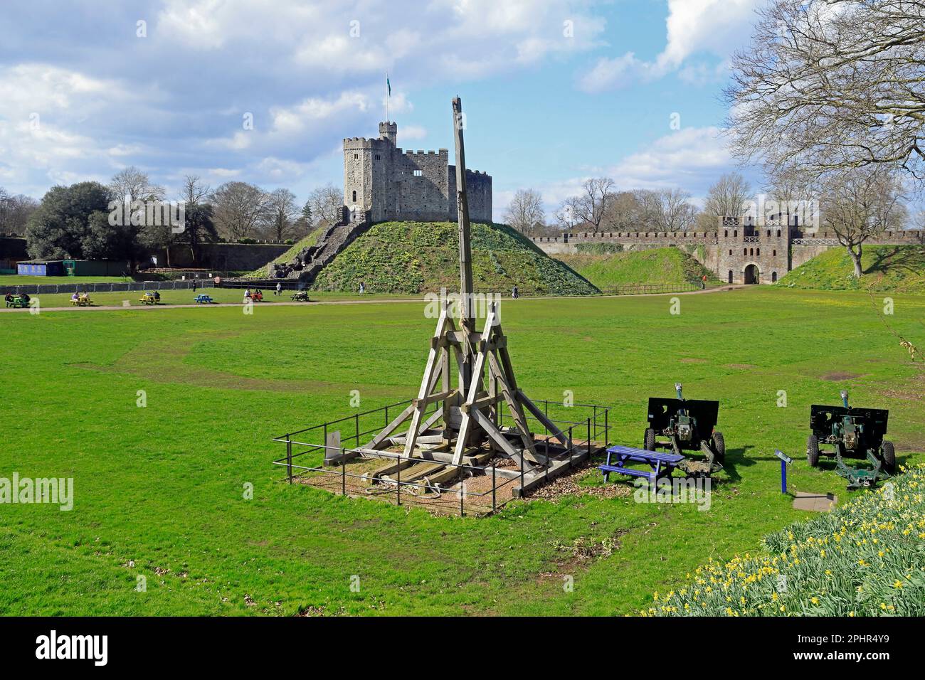 Wooden Trebuchet catapult at Cardiff Castle, with Norman keep in ...