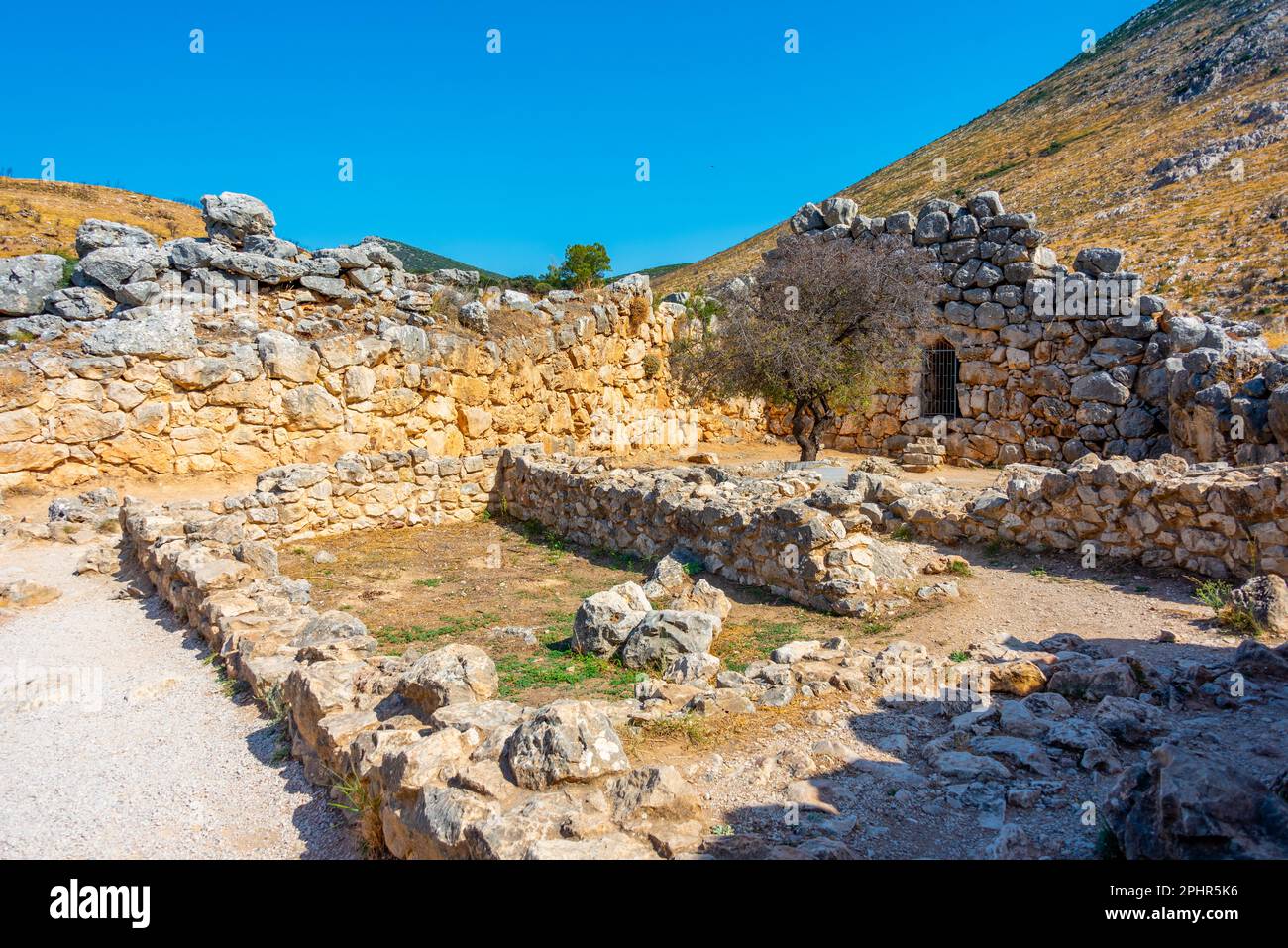 Archaeological site of Mycenae in Greece Stock Photo - Alamy