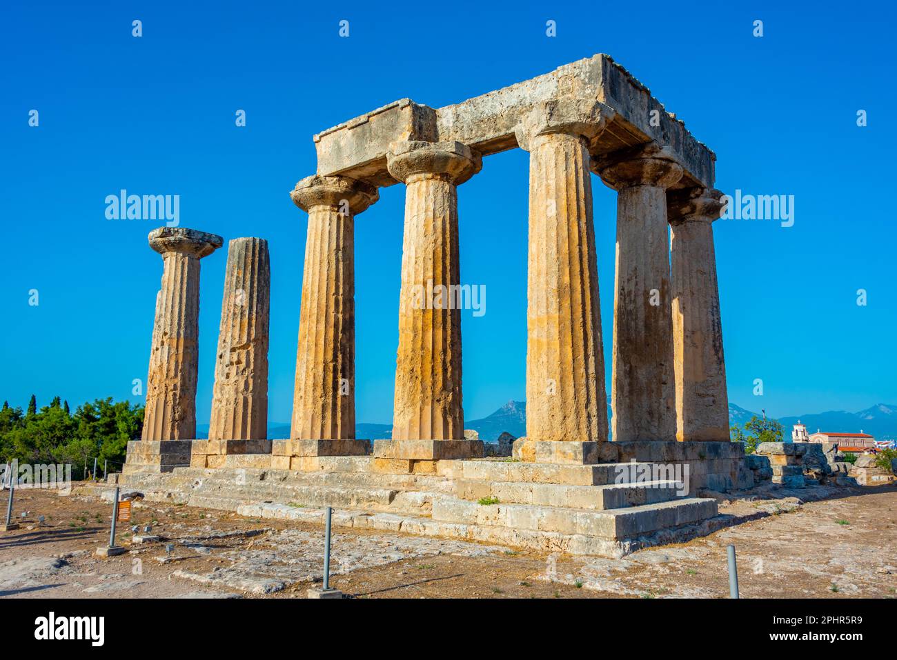 Korinthos temple hi-res stock photography and images - Alamy