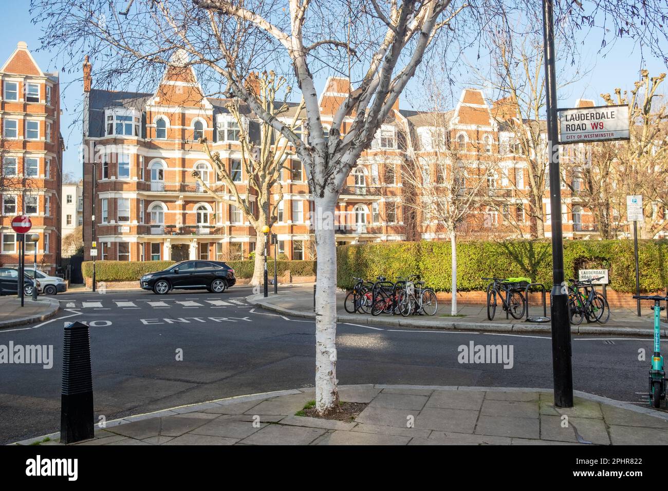 London- January 2023: Red brick Victorian houses on Elgin Avenue in W9 ...