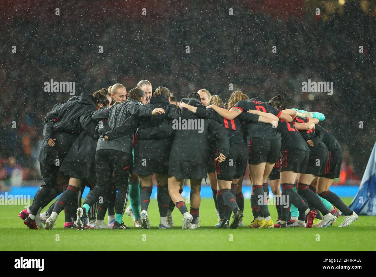 Sports backroom team hi-res stock photography and images - Alamy