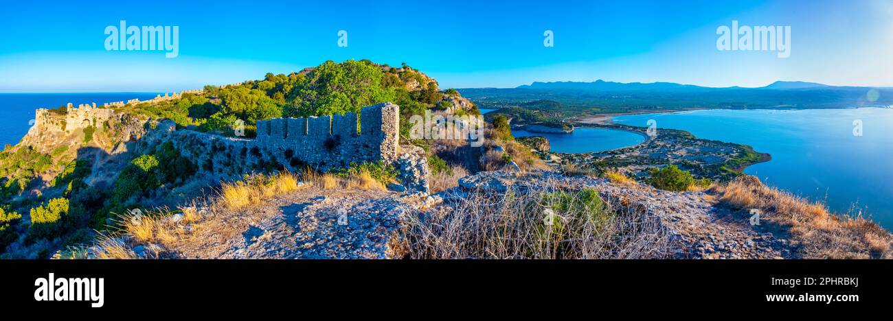 Ruins of old Navarino fortress at Peloponnese island in Greece Stock ...
