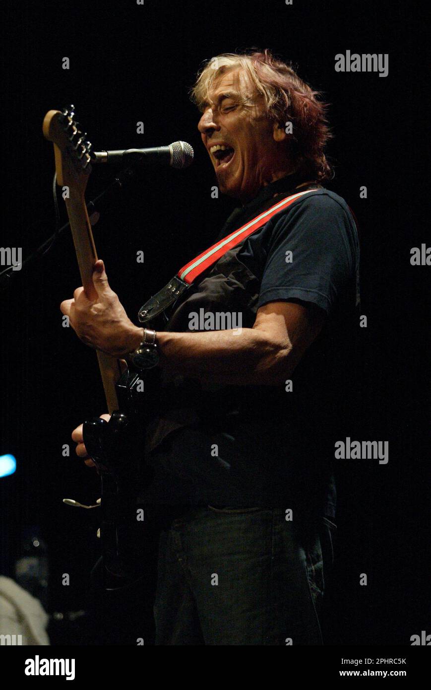 John cale performing hi-res stock photography and images - Alamy