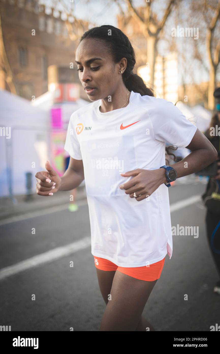 Genzebe Dibaba in the 2023 Barcelona Half Marathon Stock Photo - Alamy