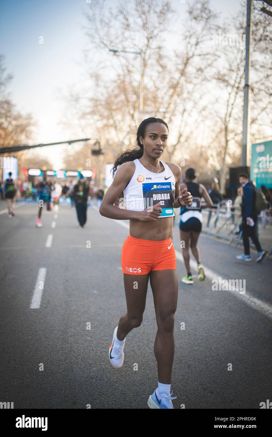 Genzebe Dibaba in the 2023 Barcelona Half Marathon Stock Photo - Alamy