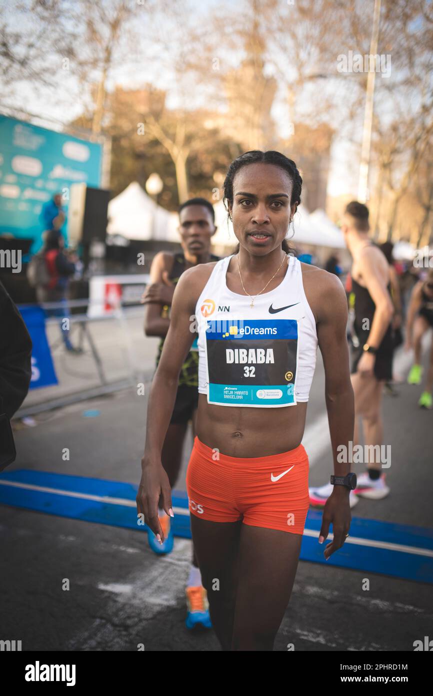 Genzebe Dibaba in the 2023 Barcelona Half Marathon Stock Photo - Alamy