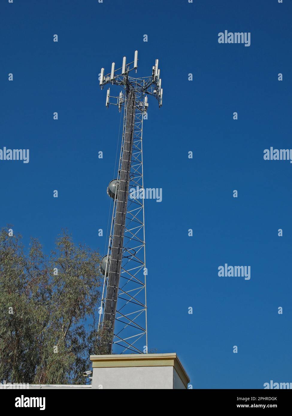 cell phone tower in California Stock Photo - Alamy