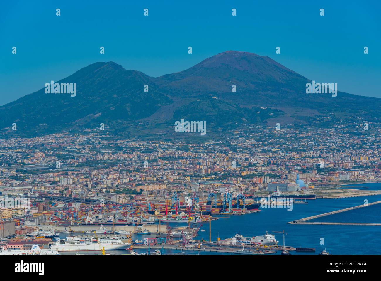 Panorama view of the bay of Naples dominated by the Vesuvius volcano ...
