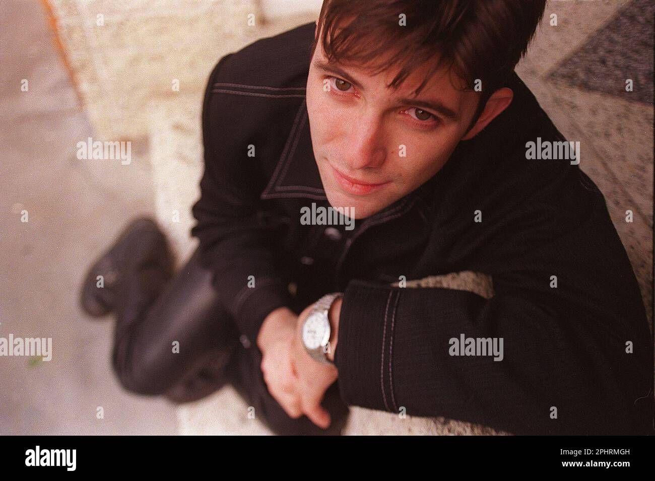 SHAYNEGRAY/C/05NOV97/DD/LS ----- Shayne Gray is a young actor in a new ...