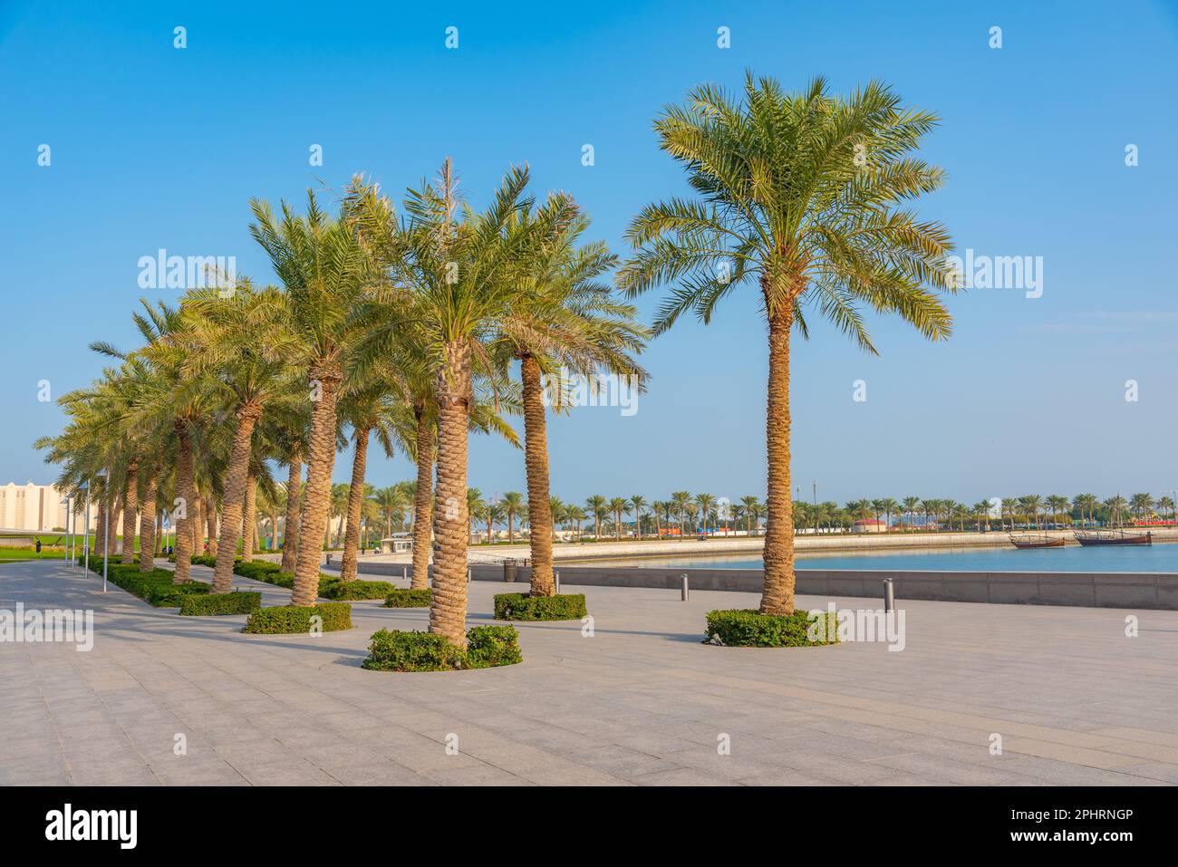 Seaside park with promenade in Doha, Qatar Stock Photo - Alamy