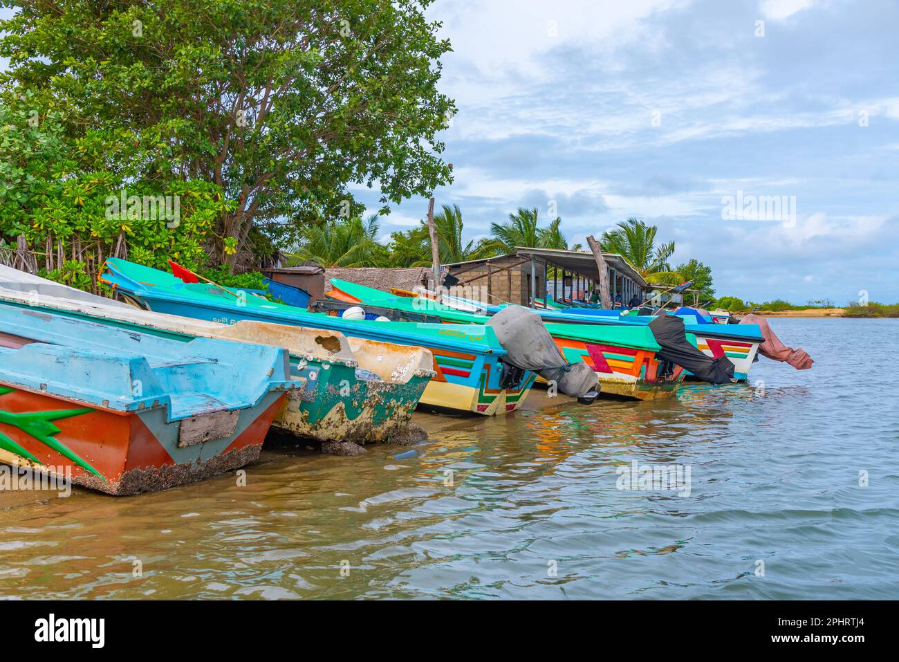 Sri lanka motorboat hi-res stock photography and images - Alamy