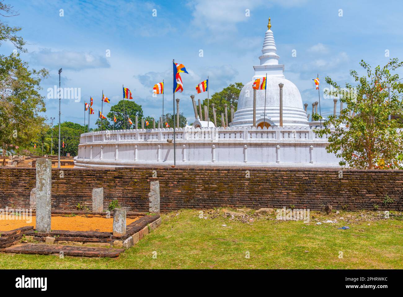 Thuparamaya Dagaba at Anuradhapura at Sri Lanka Stock Photo - Alamy