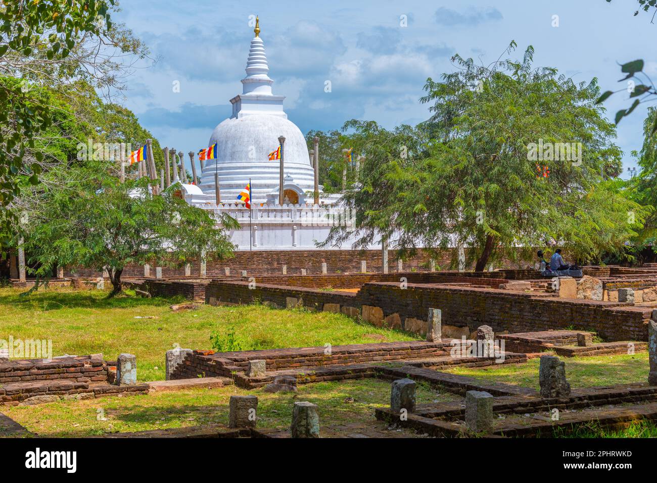 Thuparamaya Dagaba at Anuradhapura at Sri Lanka Stock Photo - Alamy