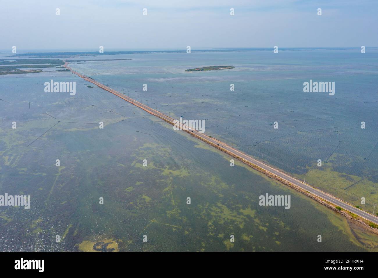 Road over Jaffna lagoon in Sri Lanka Stock Photo - Alamy