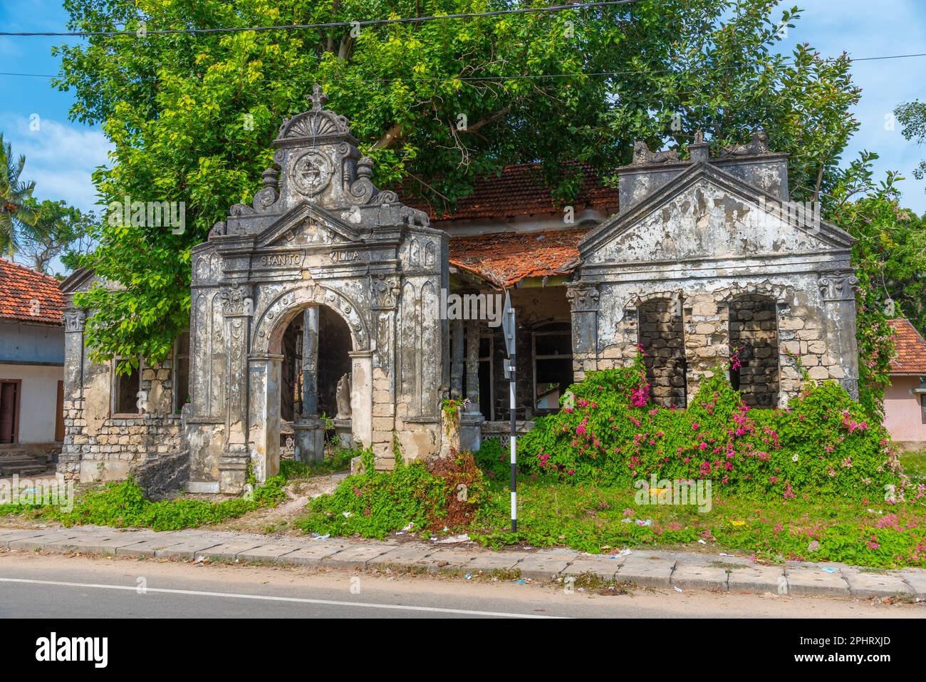 Kayts island hi-res stock photography and images - Alamy