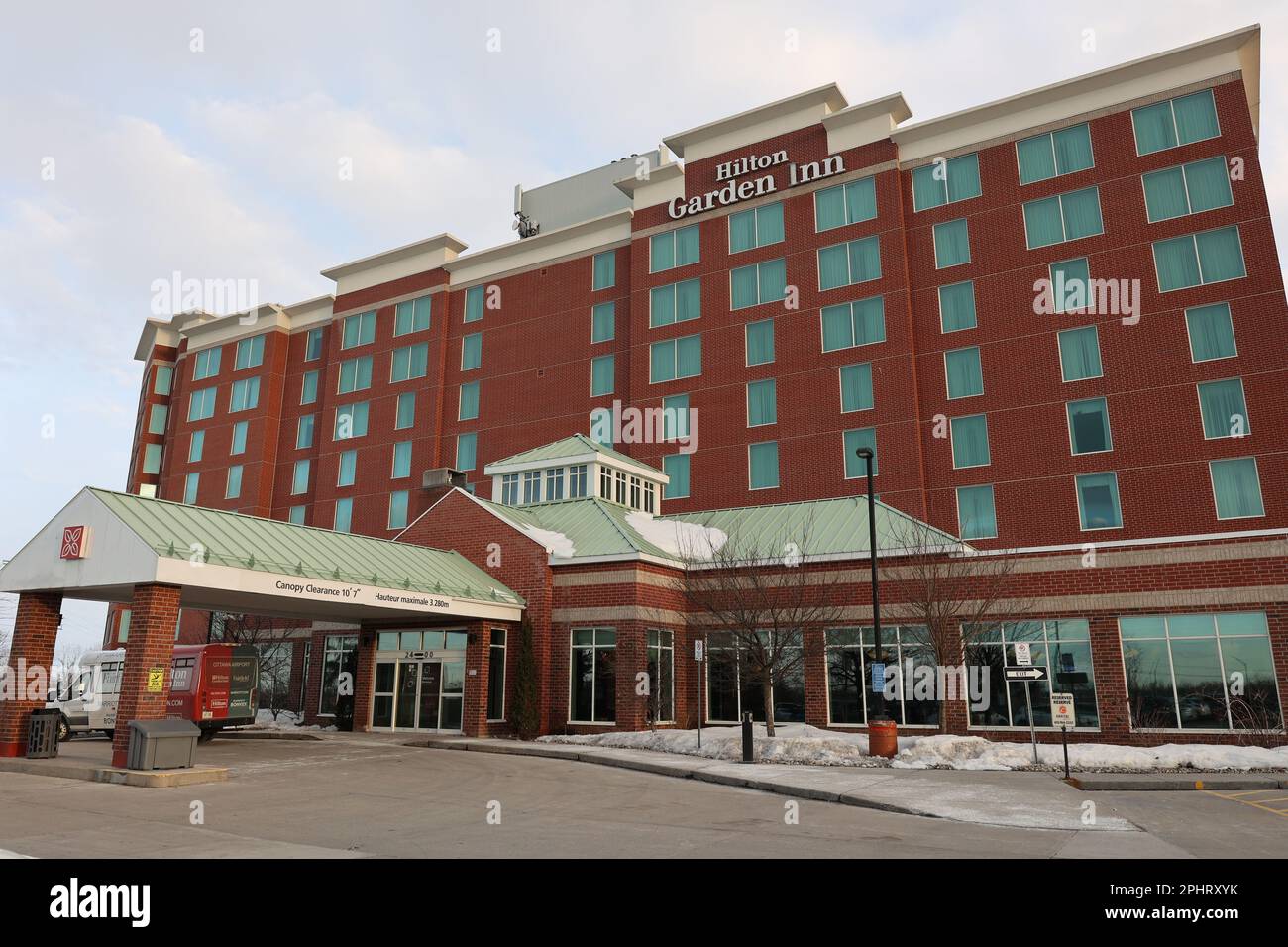 Hilton Garden Inn Hotel Stock Photo - Alamy