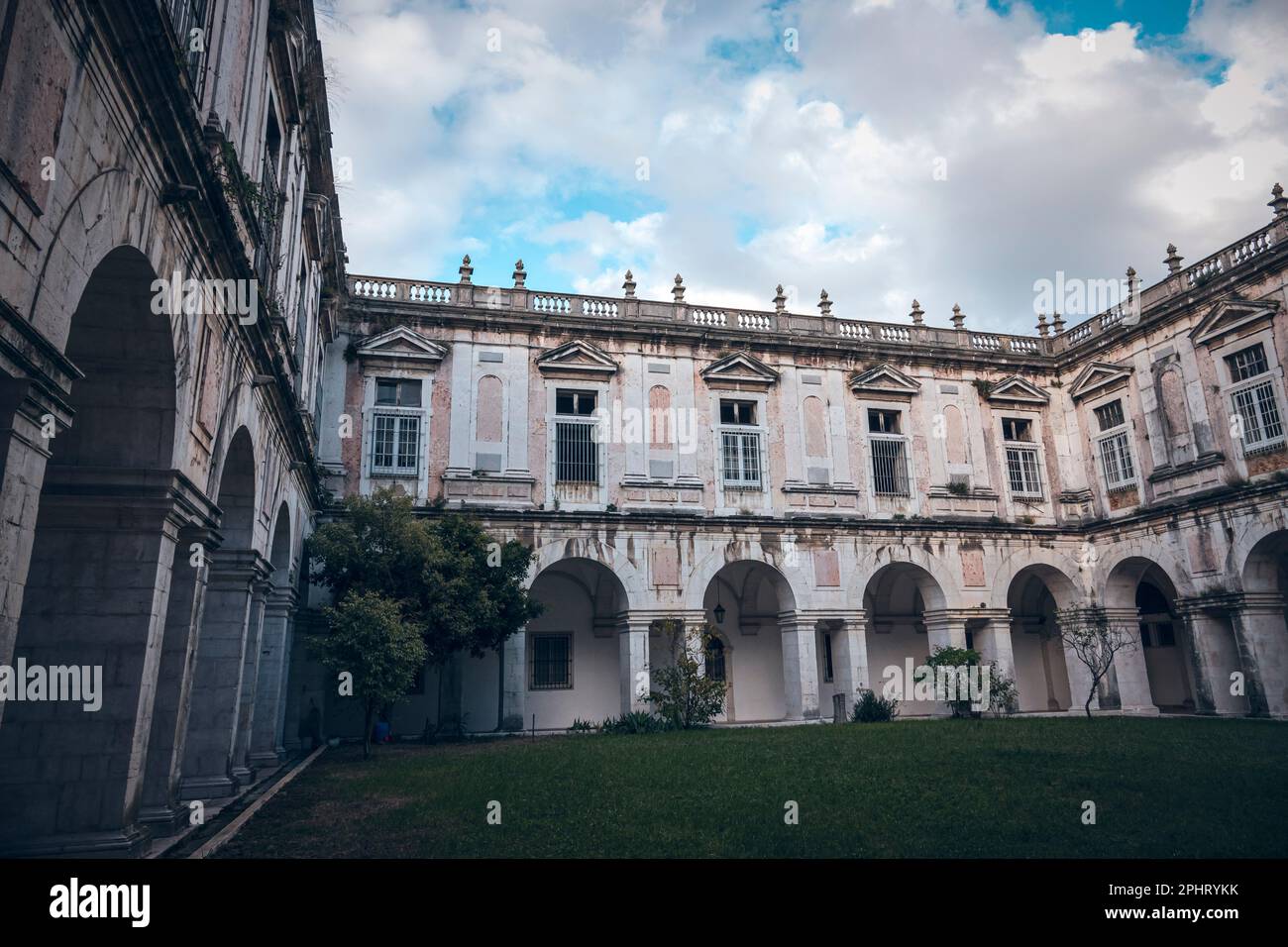 Lisbon imagen hi-res stock photography and images - Alamy