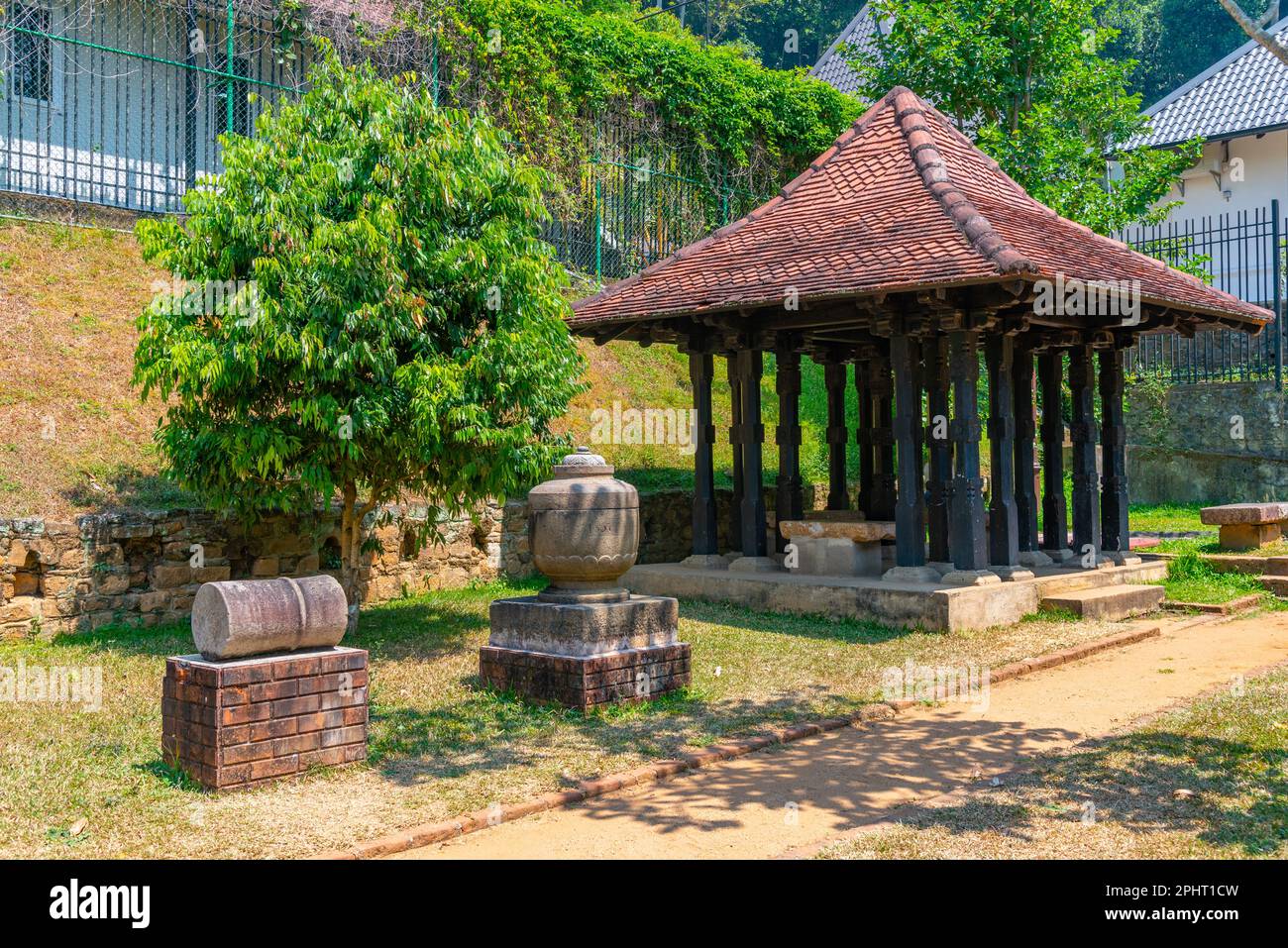 Temple of the sacred tooth relic in Kandy, Sri Lanka Stock Photo - Alamy