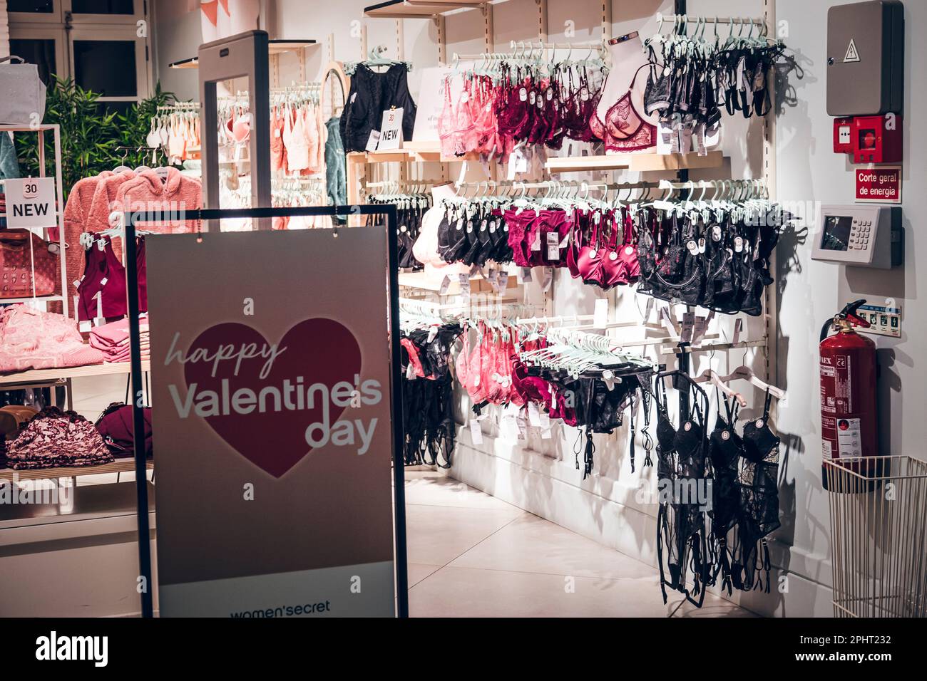 Womensecret hi-res stock photography and images - Alamy