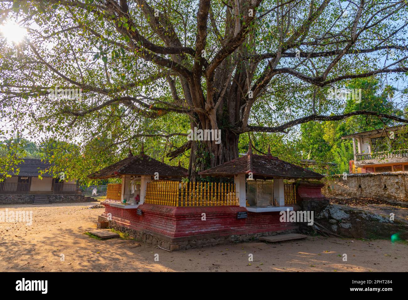 Embekka temple near Kandy, Sri Lanka Stock Photo - Alamy