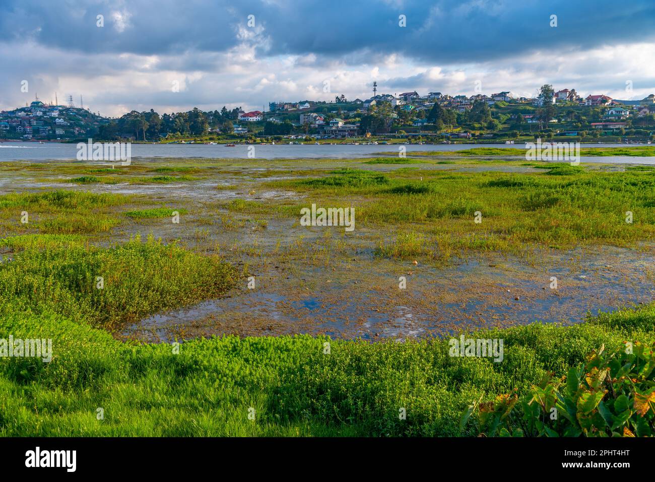 Victoria reservoir sri lanka hi-res stock photography and images - Alamy