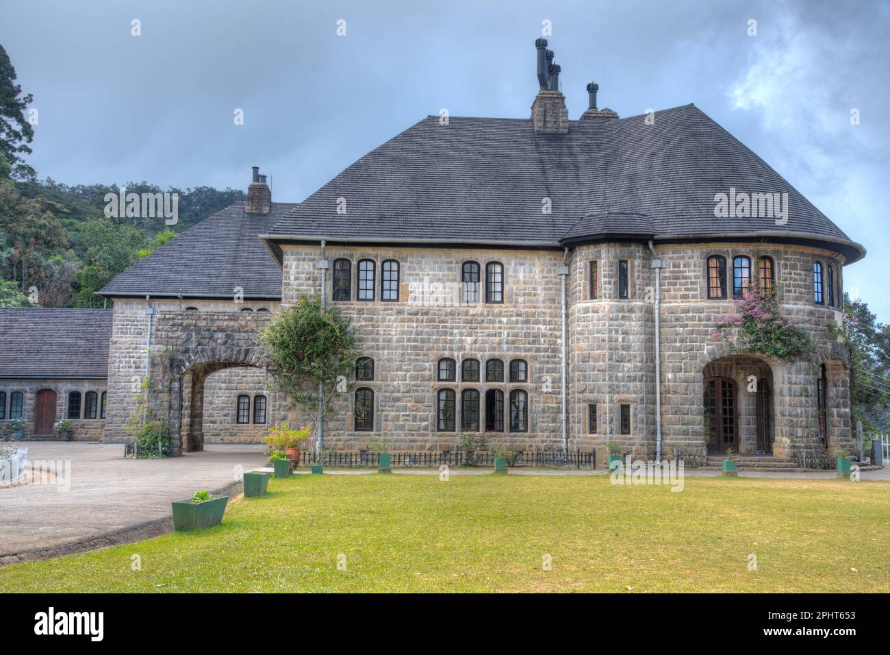 Garden estate house sri lanka hi-res stock photography and images - Alamy