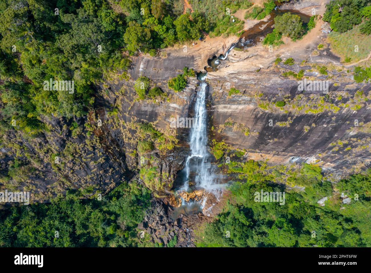 Diyaluma falls near Ella, Sri Lanka Stock Photo - Alamy