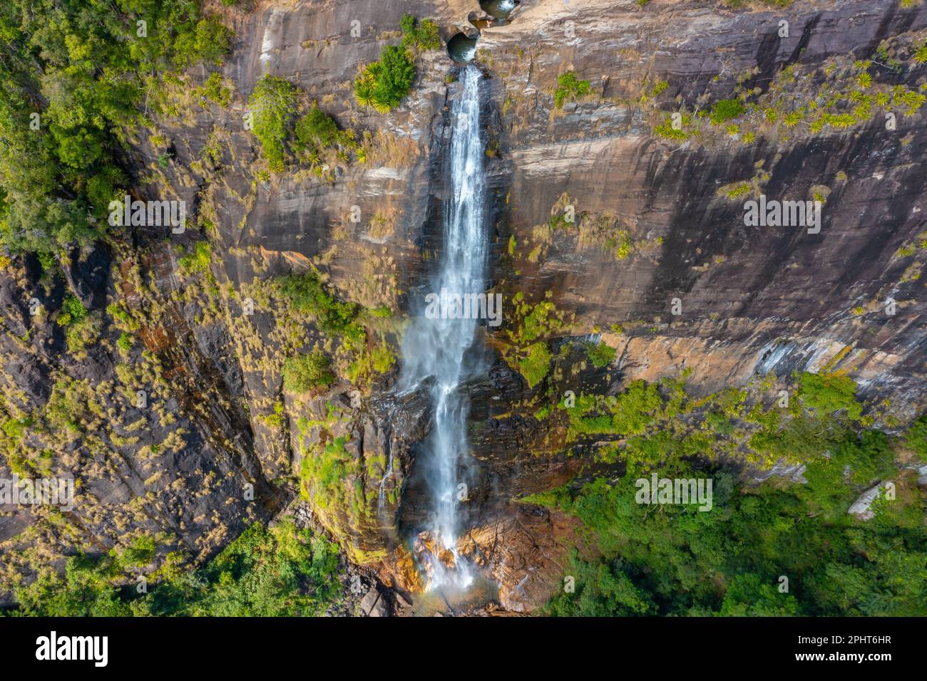 Diyaluma falls near Ella, Sri Lanka Stock Photo - Alamy