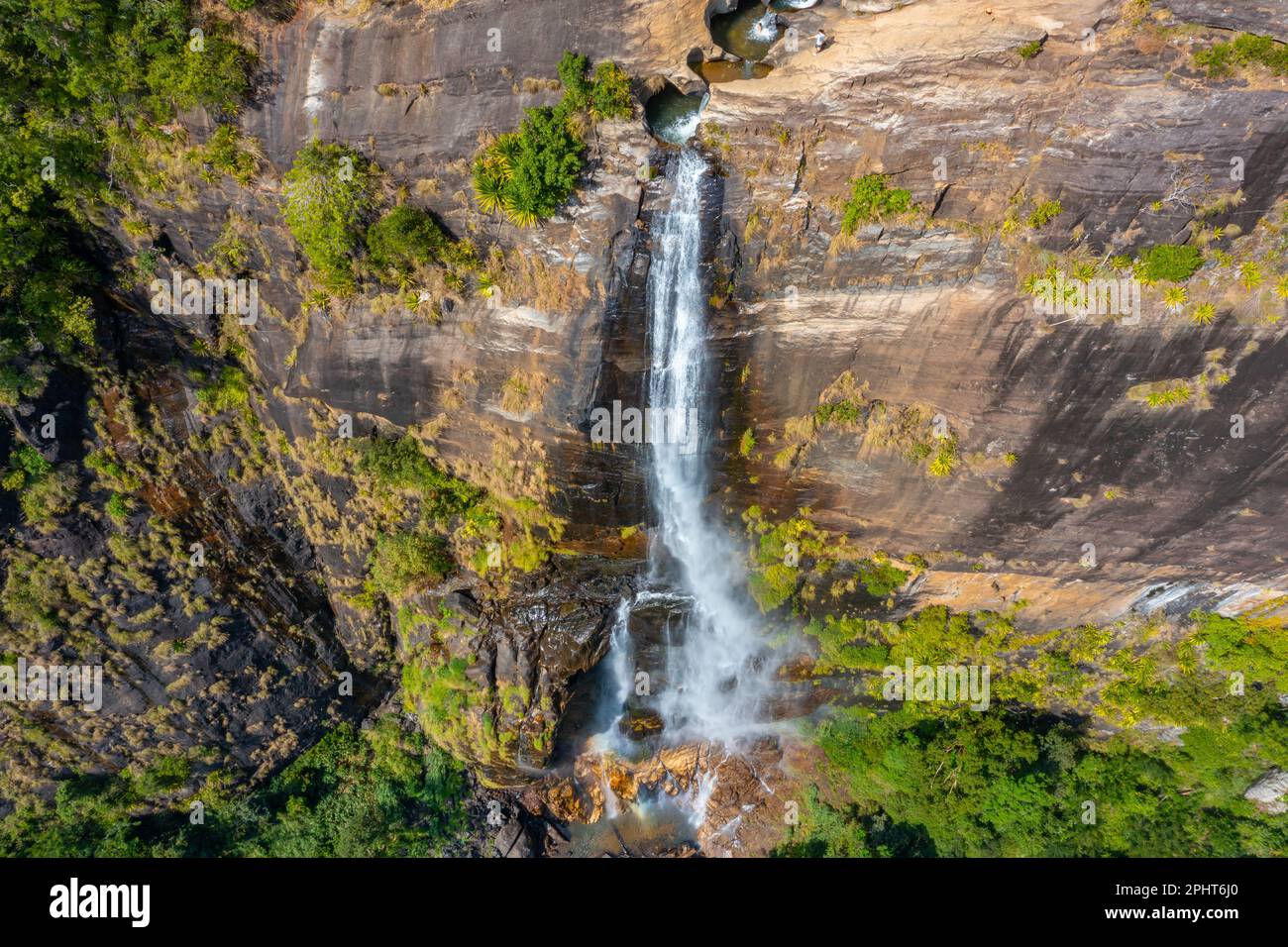 Diyaluma falls near Ella, Sri Lanka Stock Photo - Alamy