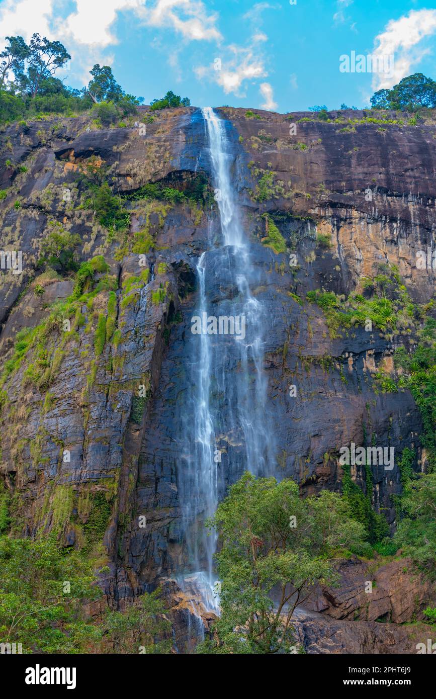 Diyaluma falls near Ella, Sri Lanka Stock Photo - Alamy