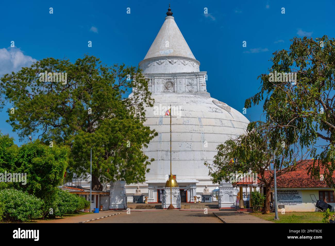 Tissamaharama Stupa at Sri Lanka Stock Photo - Alamy