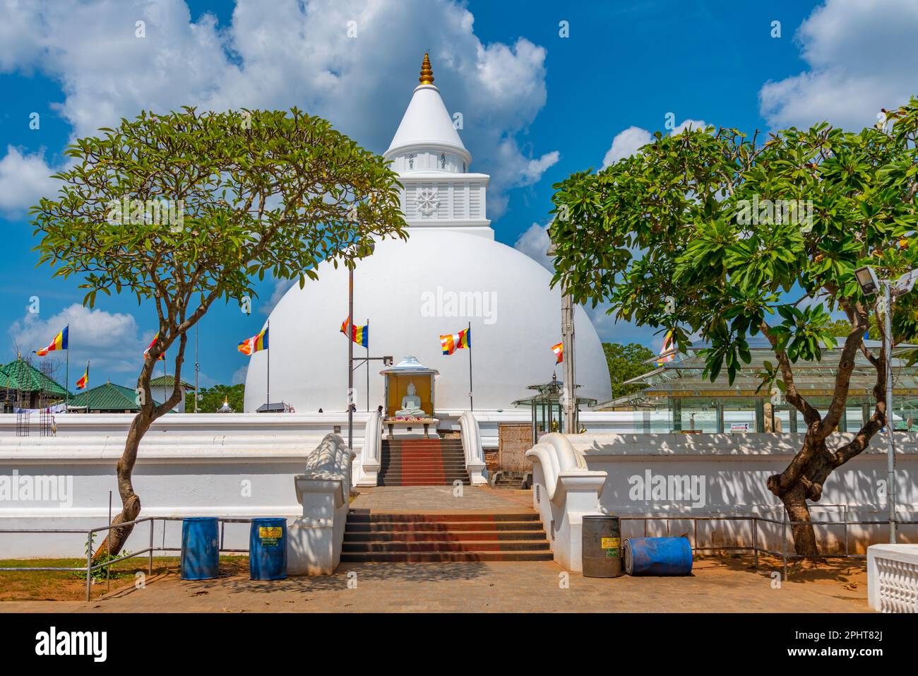 Kirivehara (Kiri Vehera) shrine at Kataragama, Sri Lanka Stock Photo ...