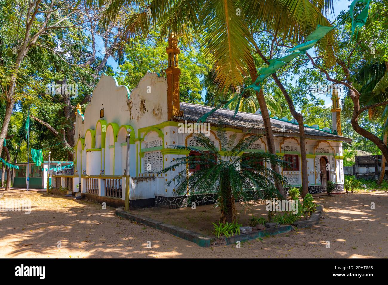 Religious building sri lanka hi-res stock photography and images - Alamy
