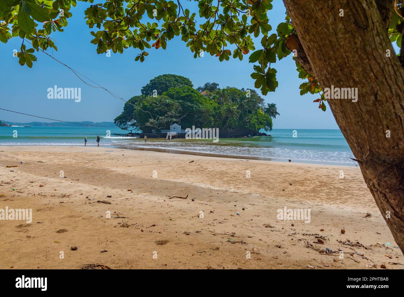 Taprobane island and Weligama beach at Sri Lanka Stock Photo - Alamy