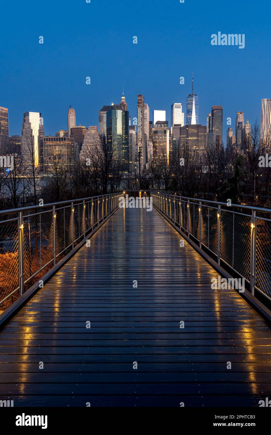 Brooklyn, NY - USA - March 26, 2023 Vertical view of Squibb Park Bridge ...