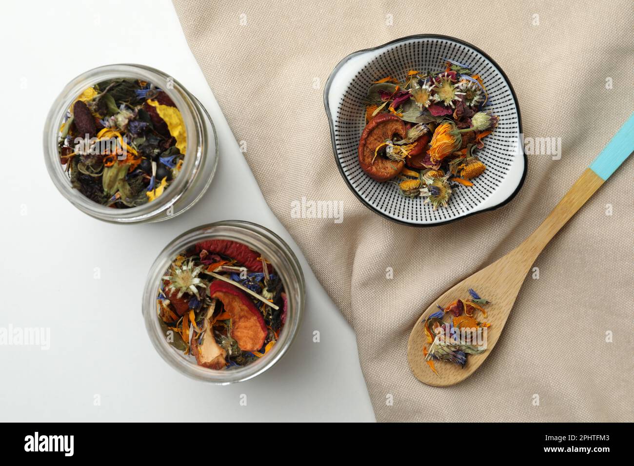 Herbs tea dry collection hi-res stock photography and images - Alamy