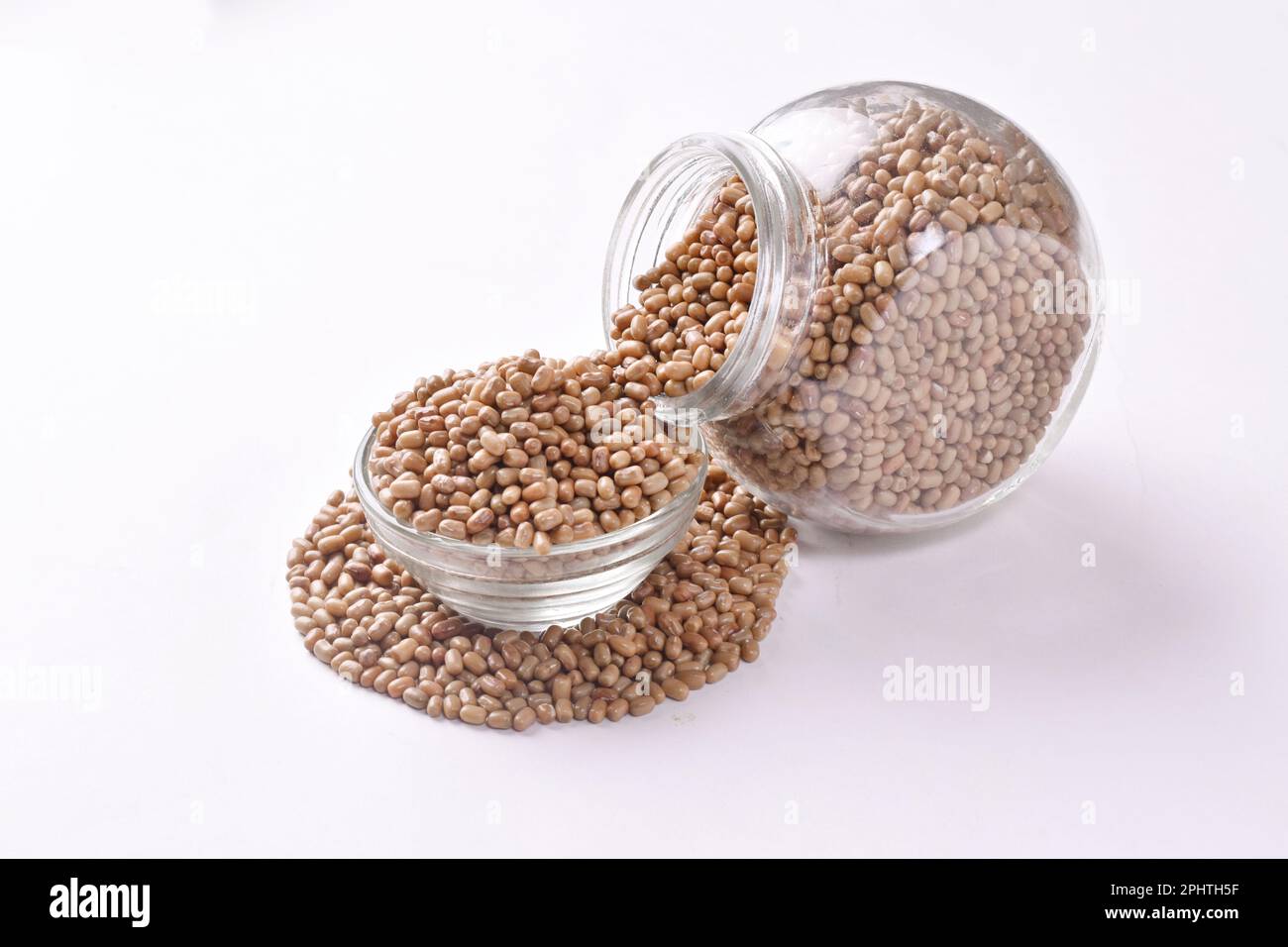 Uncooked moth beans isolated on white background Stock Photo - Alamy