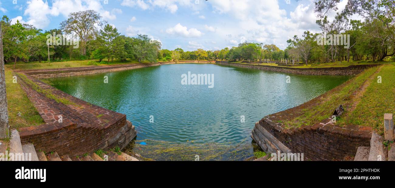 Catchment pond hi-res stock photography and images - Alamy