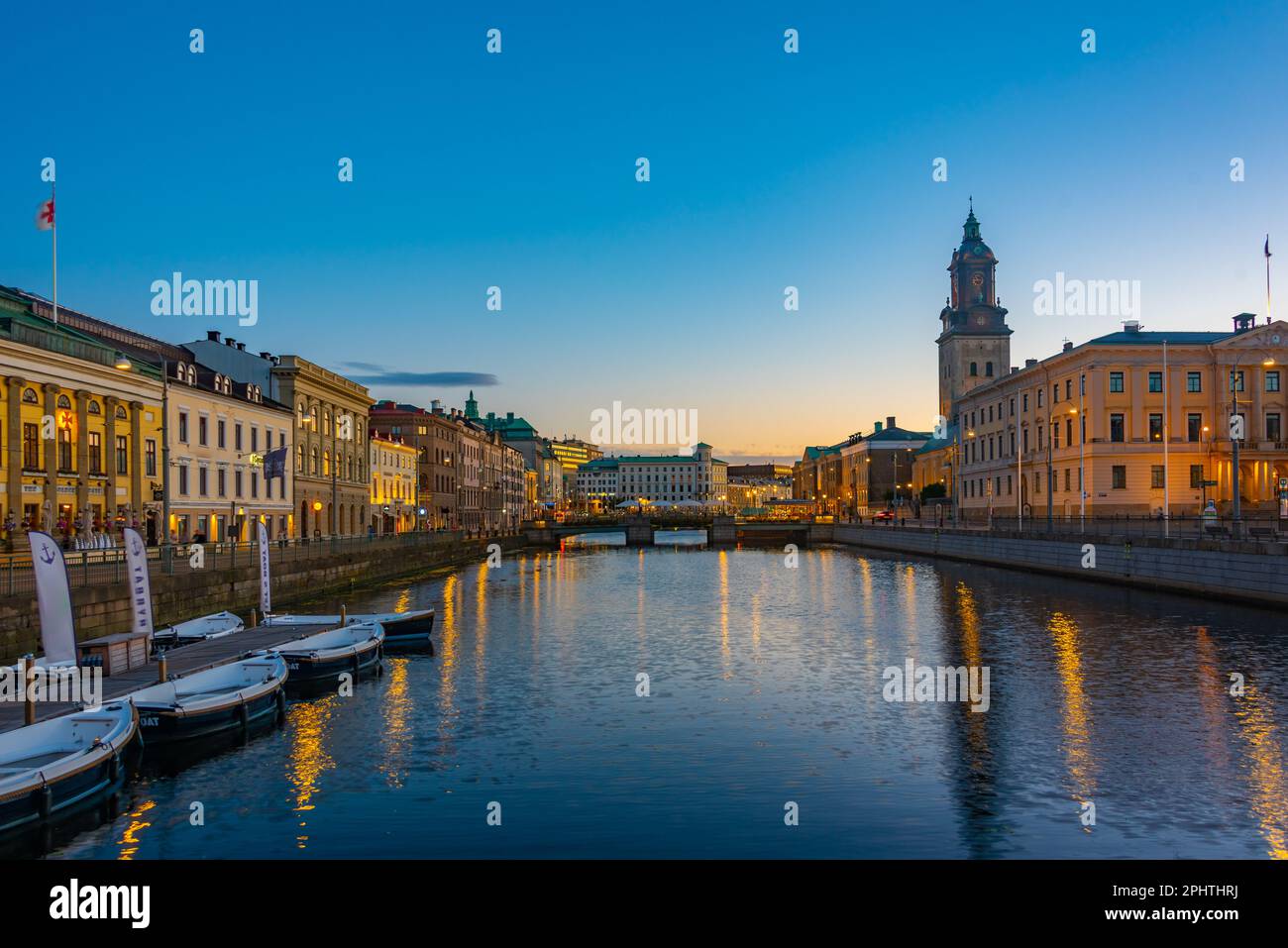 Sunset view of Big harbour channel (stora hamnkanalen) in swedish city ...
