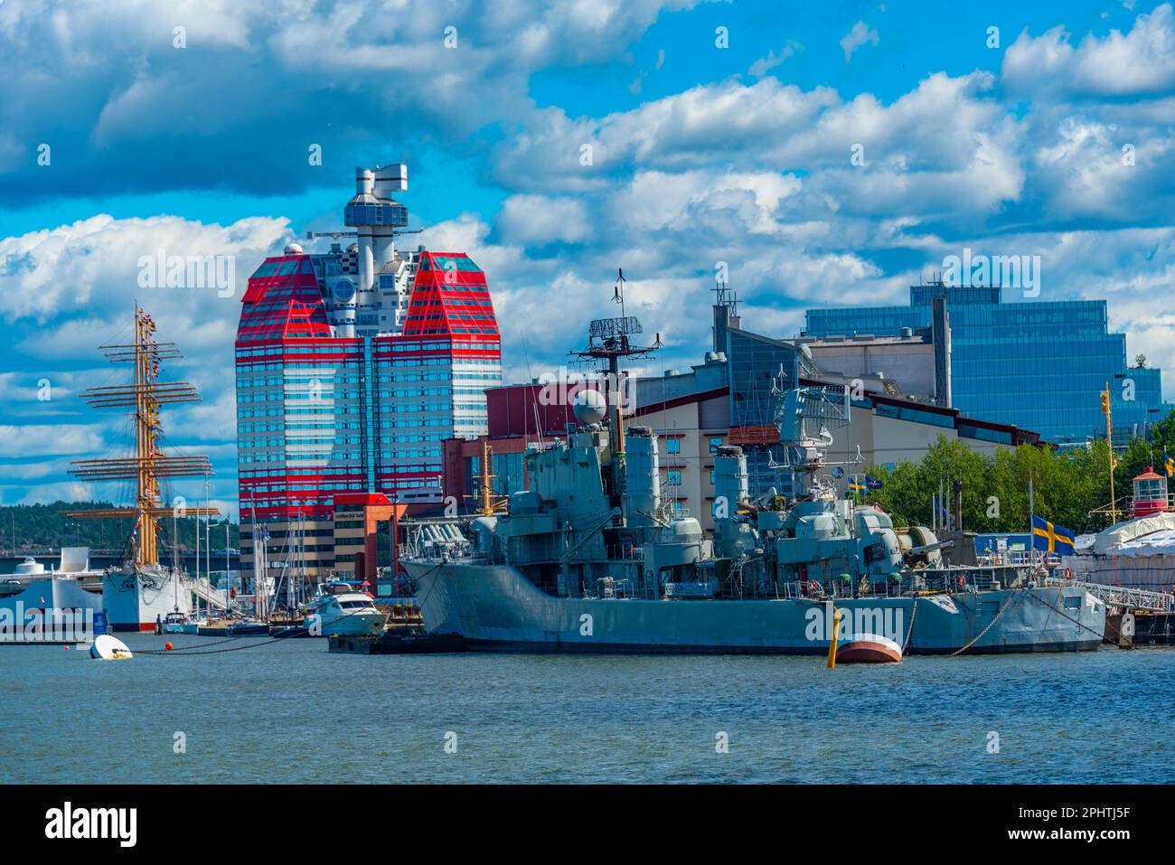 Lilla Bommen building, Military ship Smaland and Barken Viking ship in ...