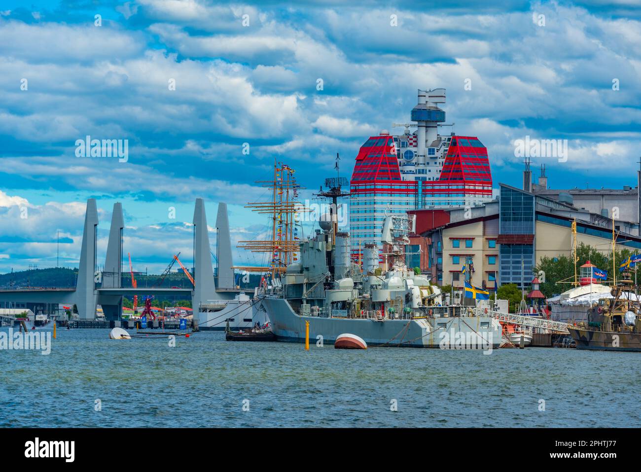 Lilla Bommen building, Military ship Smaland and Barken Viking ship in ...
