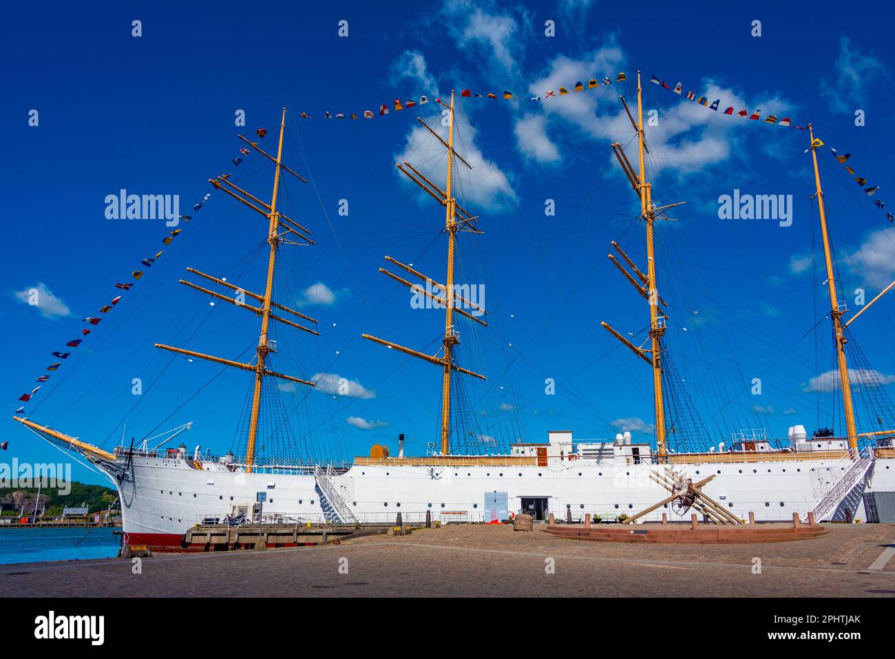 Barken Viking ship in the swedish city Goteborg Stock Photo - Alamy