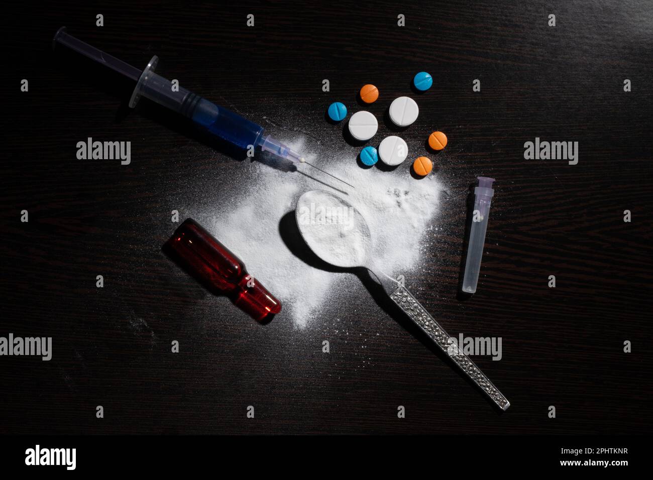 Injection with tablets hi-res stock photography and images - Alamy