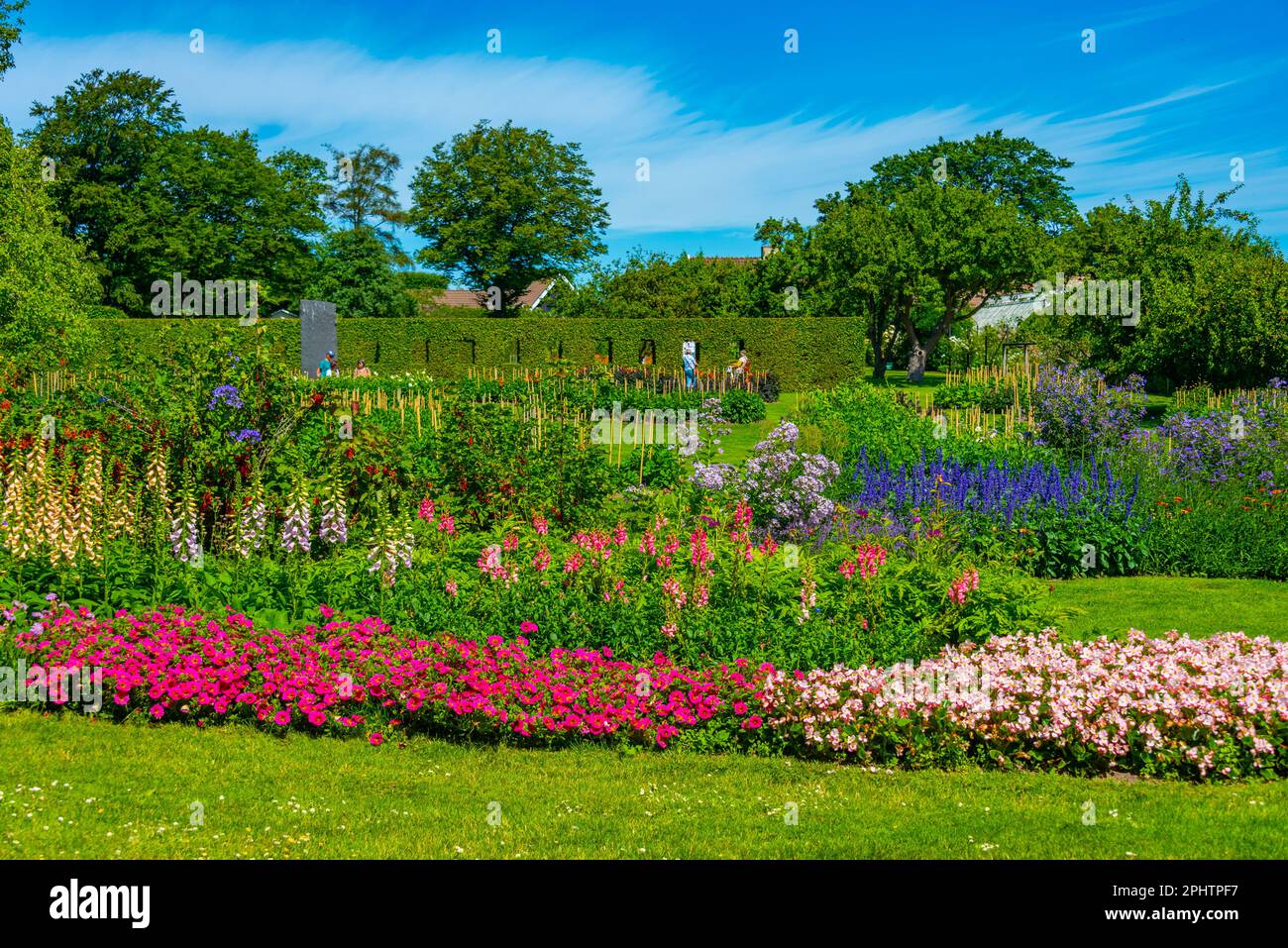 Garden of sofiero castle hi-res stock photography and images - Alamy