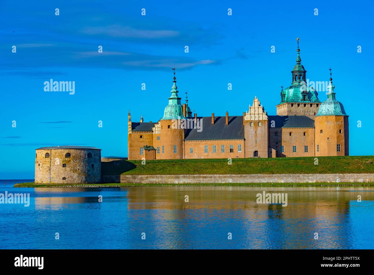 View of Kalmar castle in Sweden Stock Photo - Alamy