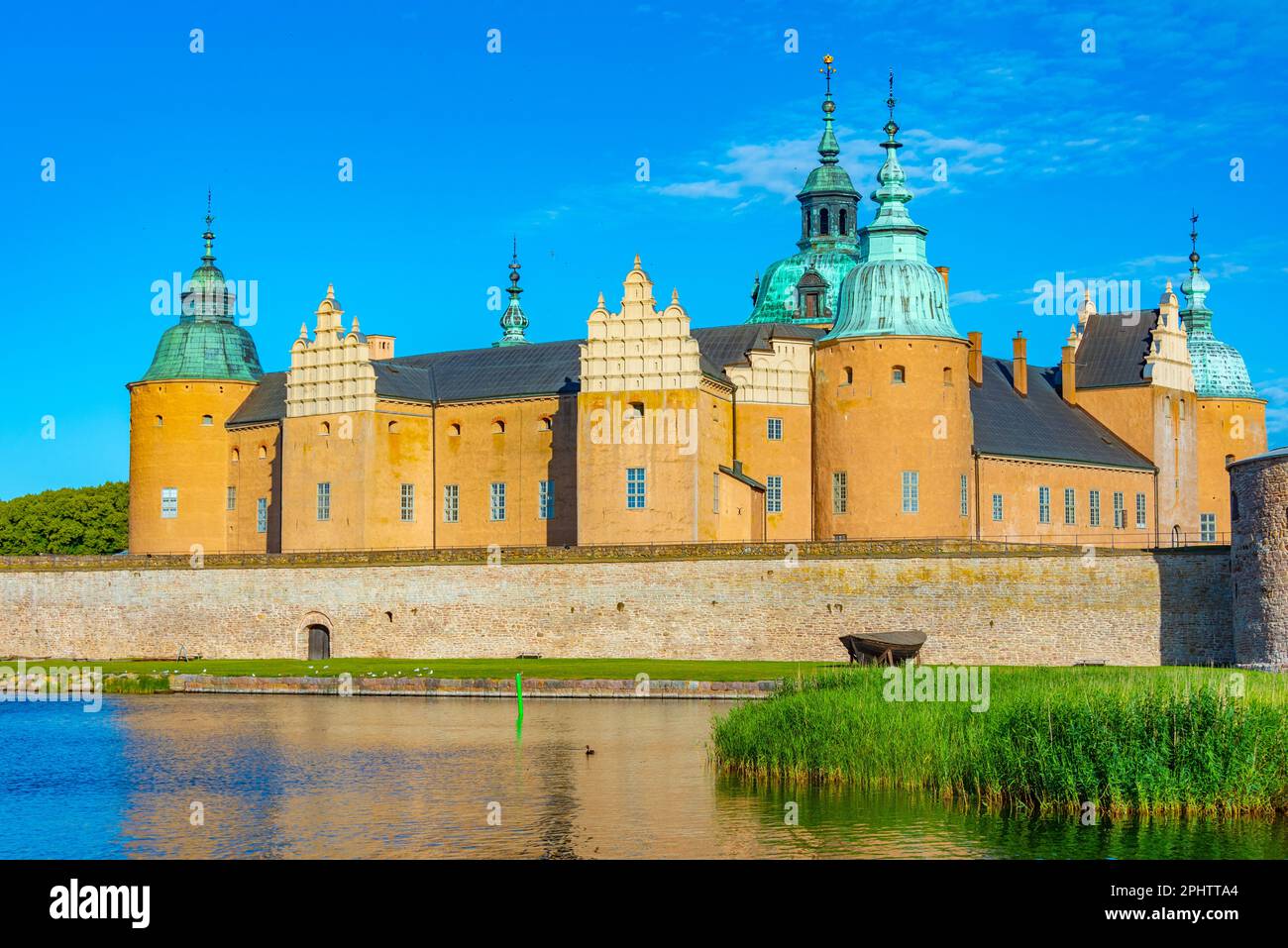 Kalmar slott sweden hi-res stock photography and images - Alamy