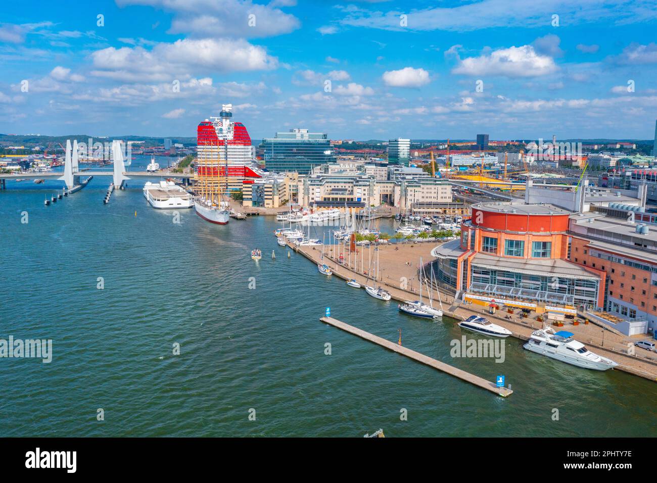 Lilla Bommen building, opera building and Barken Viking ship in the ...