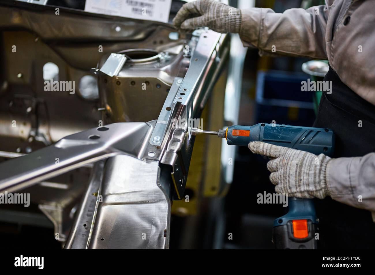 Car body on production hi-res stock photography and images - Alamy