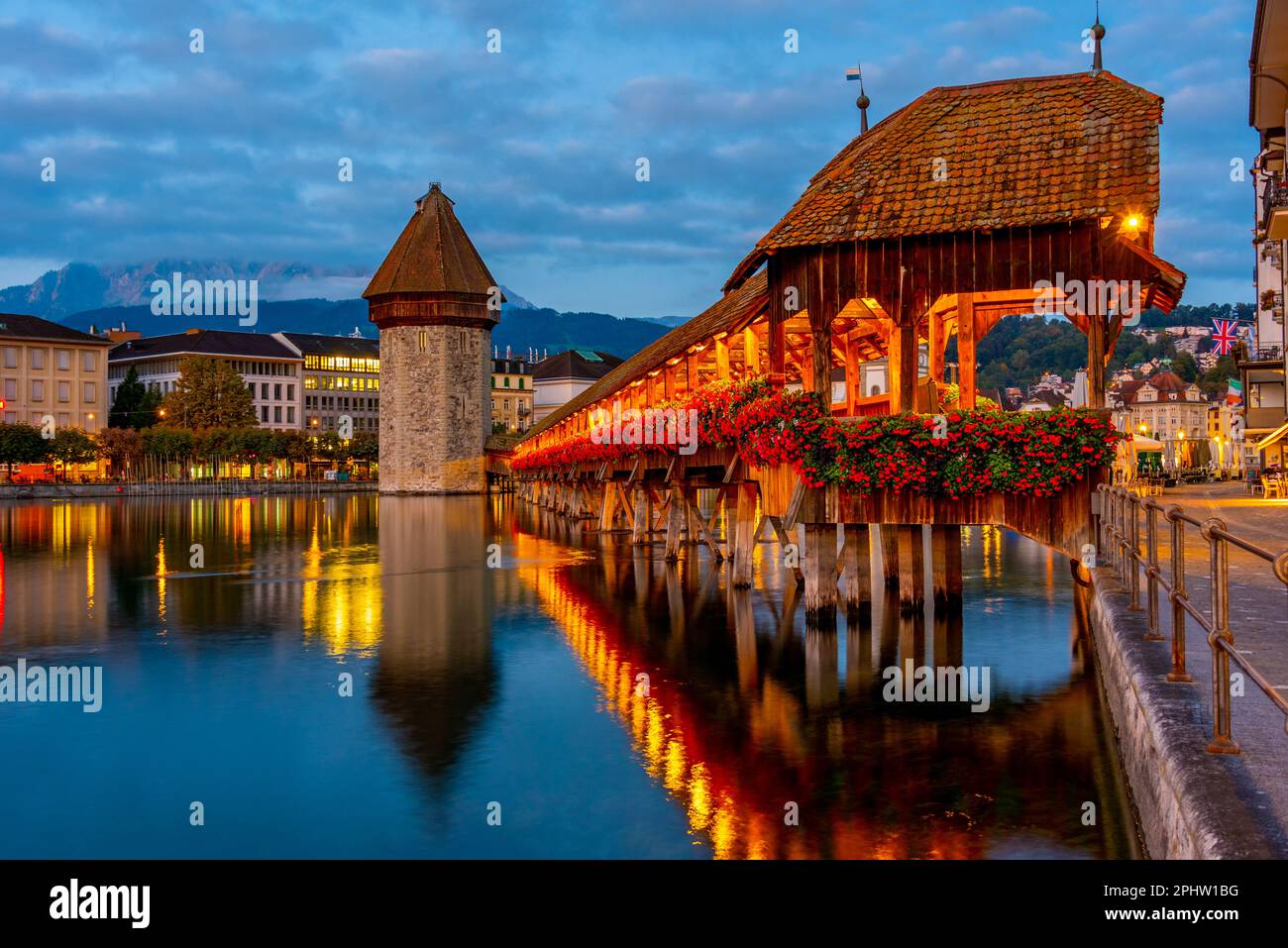 Night view of Kapellbruecke at Swiss town Luzern Stock Photo - Alamy